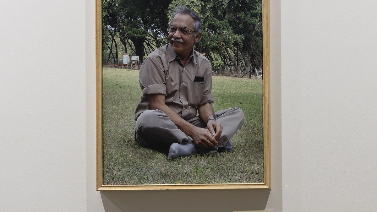 Friendship and creativity went hand-in-hand in artist-poet Gieve Patel’s life - The Hindu